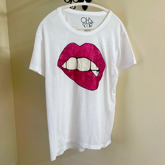 Cha Sor | Tops | Char Sol Cute T Shirt With Glitter Lips | Poshmark